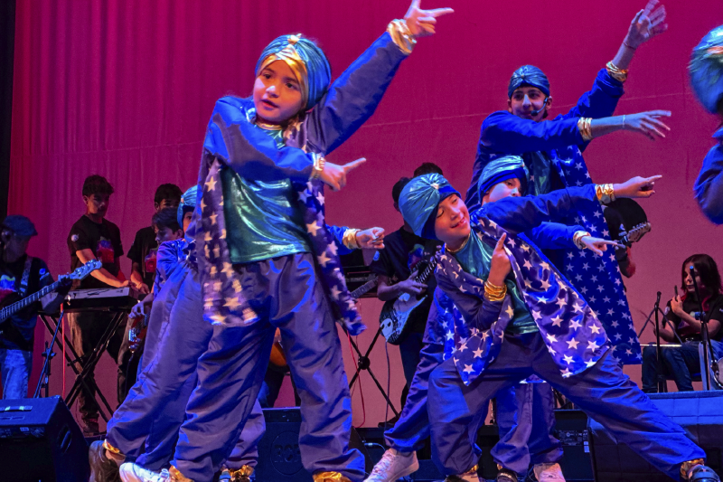 Musical CIS Play: A Magic Journey - Cañaverales International School